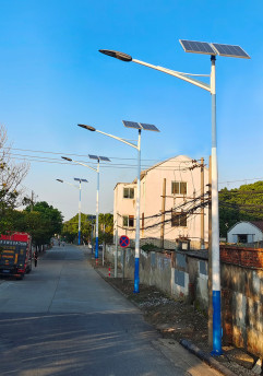 Integrated 140w led light Solar Street Light Energy Storage Examples Of ...